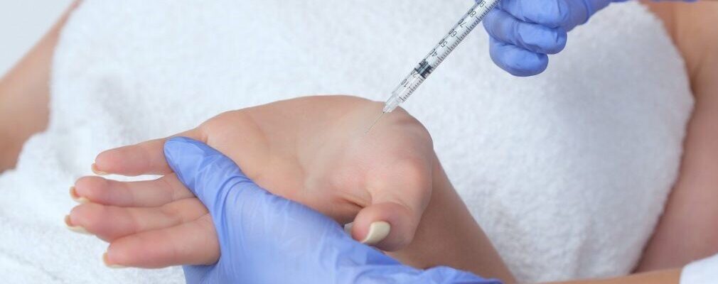 Hyperhidrosis Treatment in Mumbai, Excessive Sweating Treatment Cost